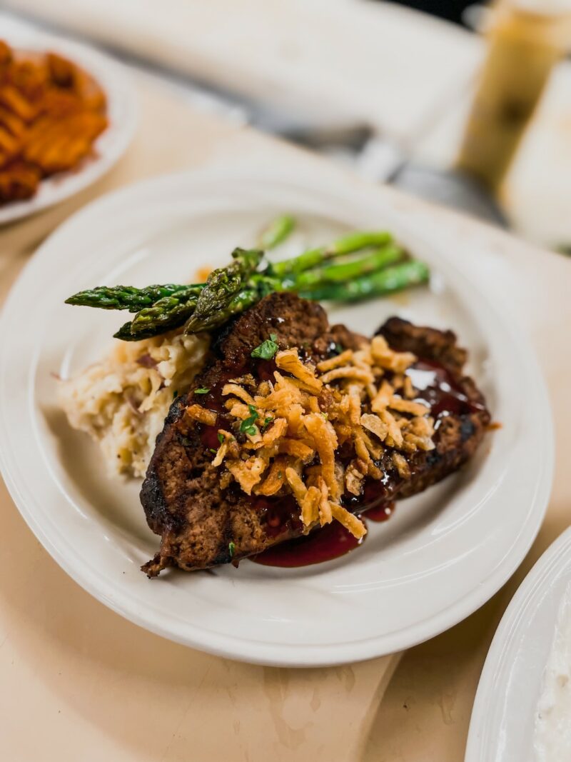 Rusty Cup Restaurant & Bar at Silver Rapids Lodge - Ely, MN